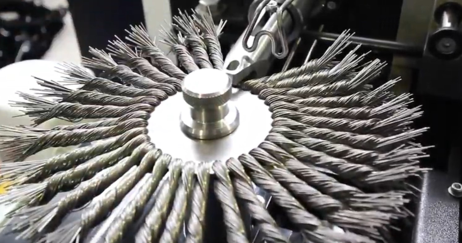 Twist Knot Brush – QP MANUFACTURING SDN BHD